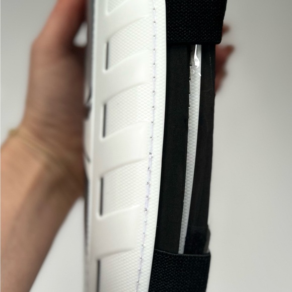 Franklin | Accessories | Franklin Superlight Chin Guards | Poshmark